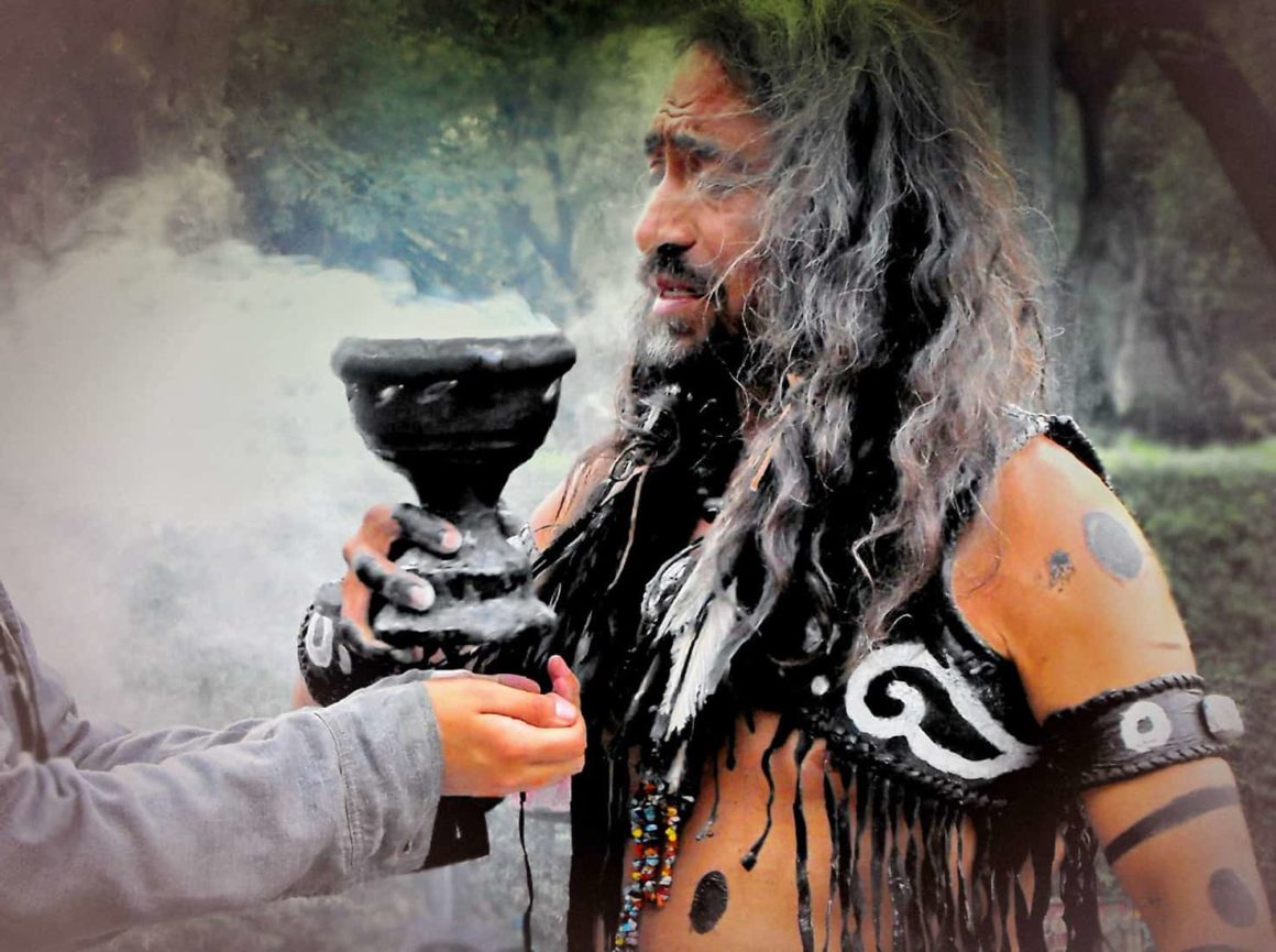 Mystical Teotihuacan 360 VR with a real shaman traditional ceremony ...